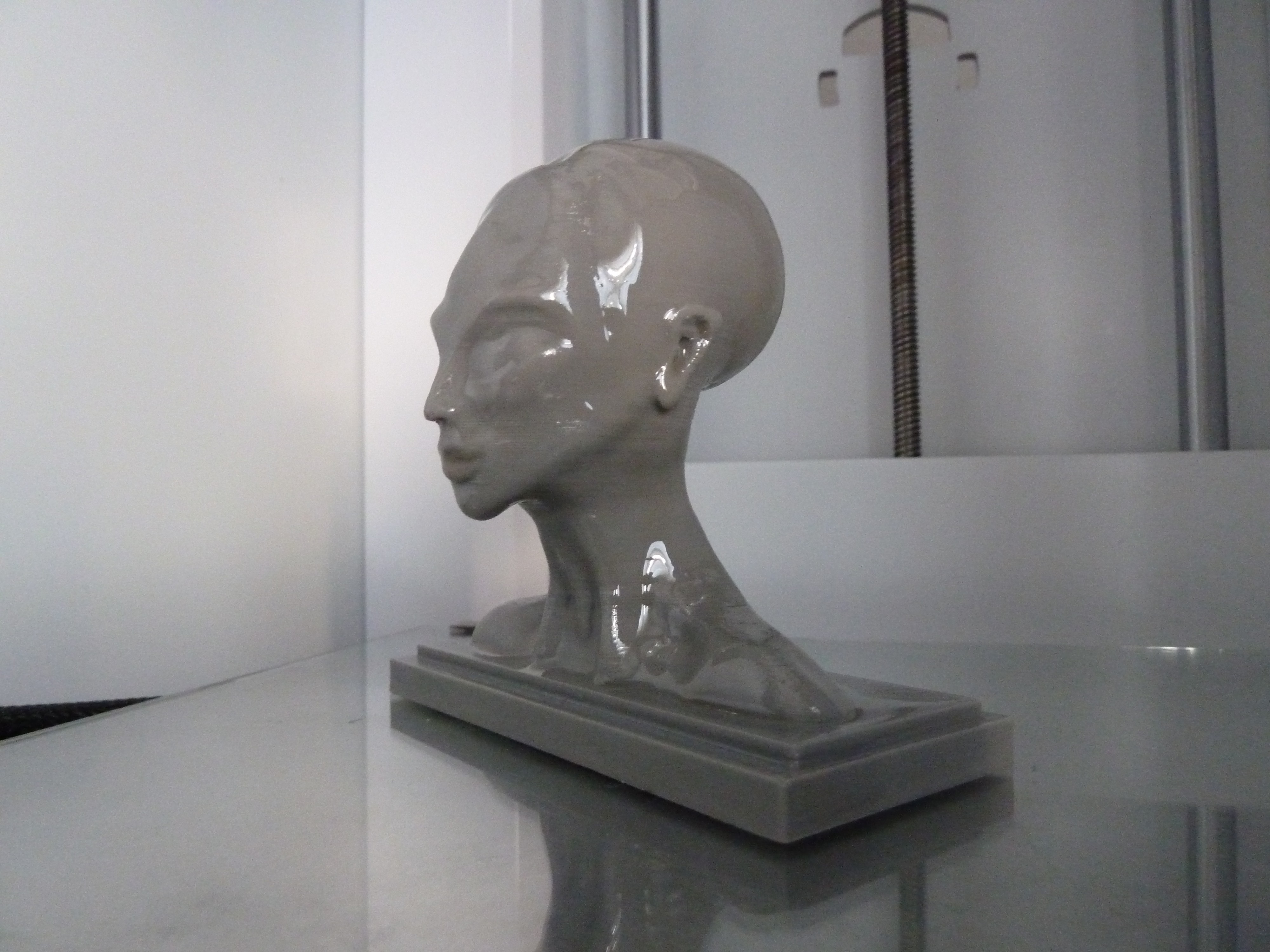 Alien Bust Figurine Free 3D Model - .stl - Free3D